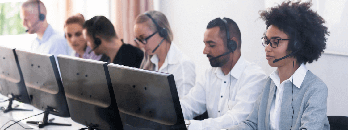 Como funciona o atendimento no call center para pessoas com deficiência ...